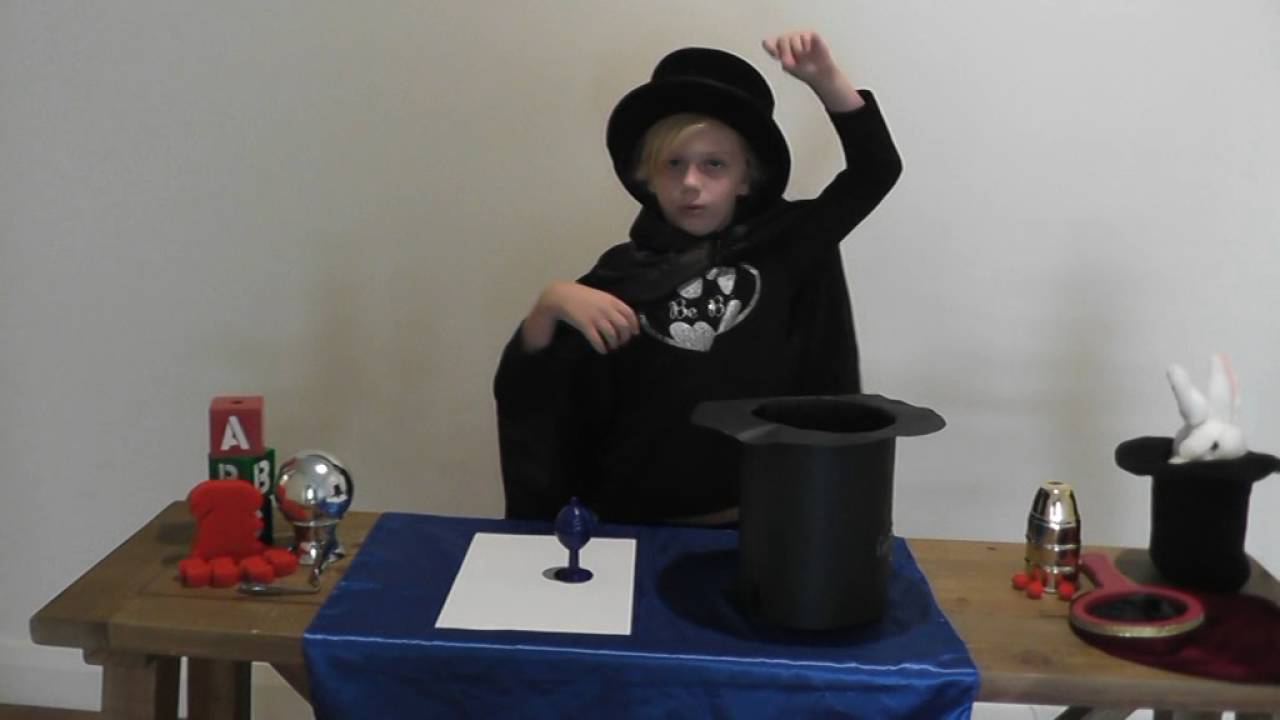 Magic MACY - Ball & Vase trick - YouTube