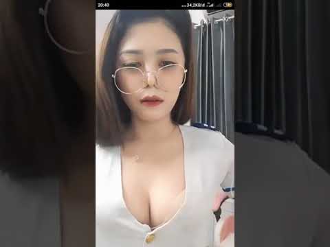 Sexy girl living dance in the room Bigo live , Hot cute girl dance , Sexy video