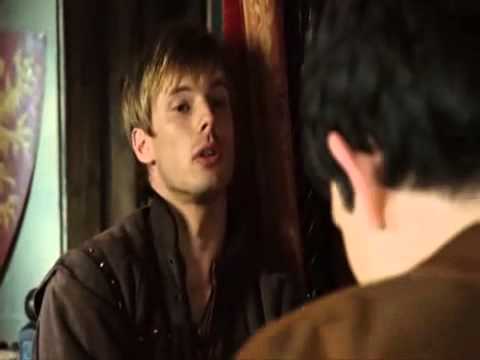 (MERLIN/ARTHUR) - Disney - Little Mermaid - "Kiss The Girl" - YouTube