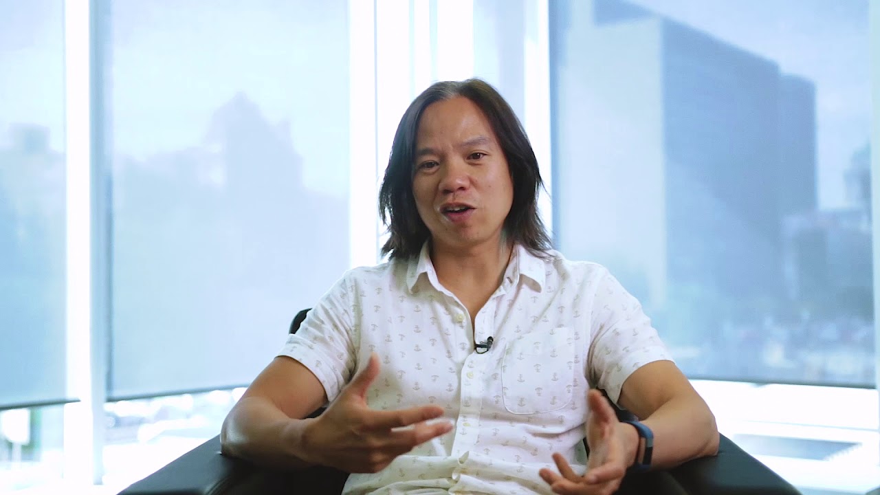 Dr Félix Nguyen - présentation - YouTube