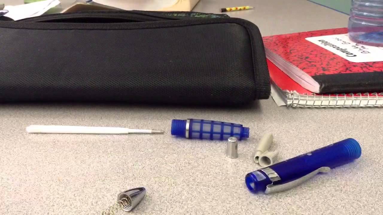 Self Moving Pen Stop Motion - YouTube