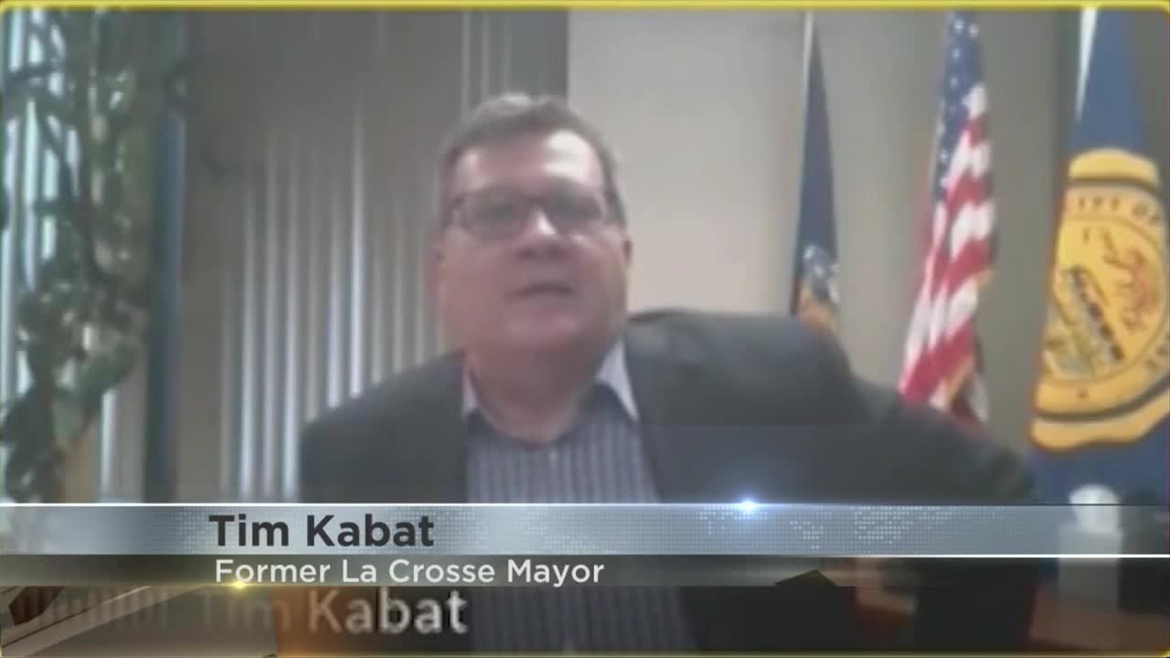 Tim Kabat with message during his last committee meeting as mayor - YouTube