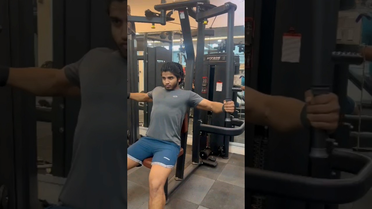 Butterfly Chest Workout ! This is write way to do this exercise - YouTube
