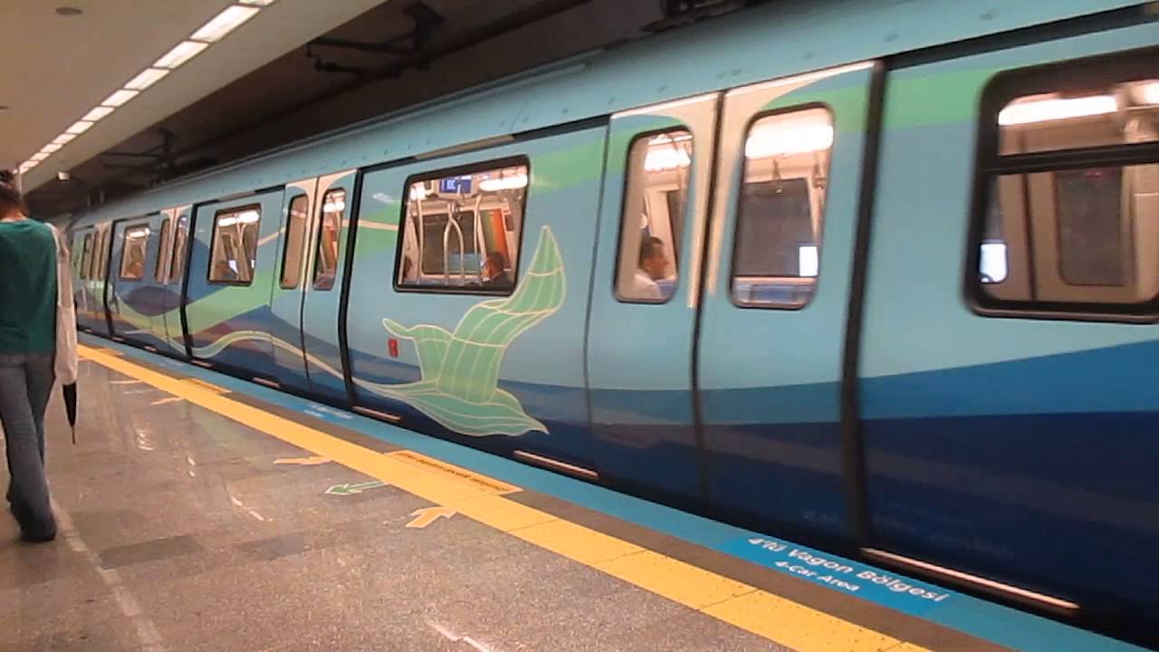 Istanbul_2014_Metro M4_Station Ayrilik Cesmesi - YouTube