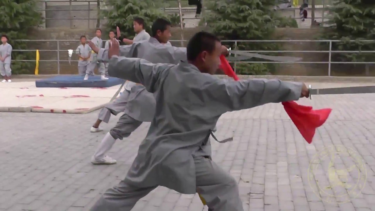 Traditional Shaolin Kung Fu Training Methods in China - YouTube