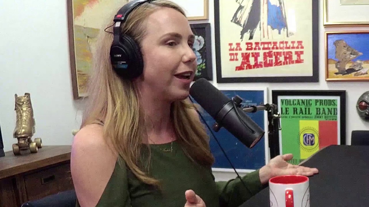 Holly Randall Talks Openly About Her Alcoholism - YouTube