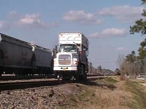 ASPLUNDH Hy-Rail Truck - YouTube