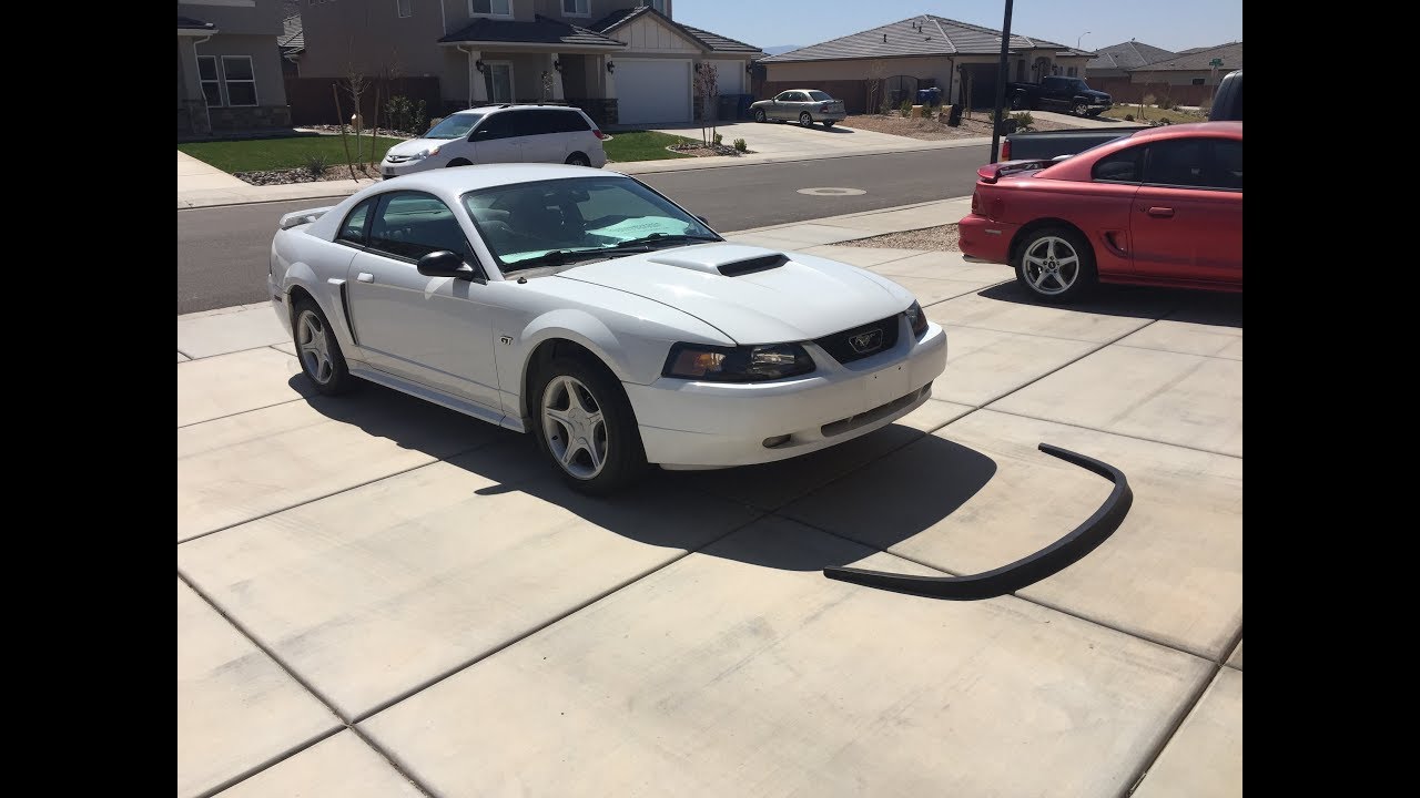 Mustang Chin spoiler install: Mach 1 chin spoiler for 99-04 Mustang ...