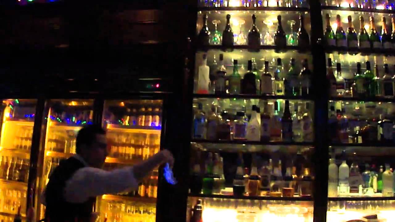 Wall Street Bar Tokyo Japan Playing with Fire Part 2 - YouTube