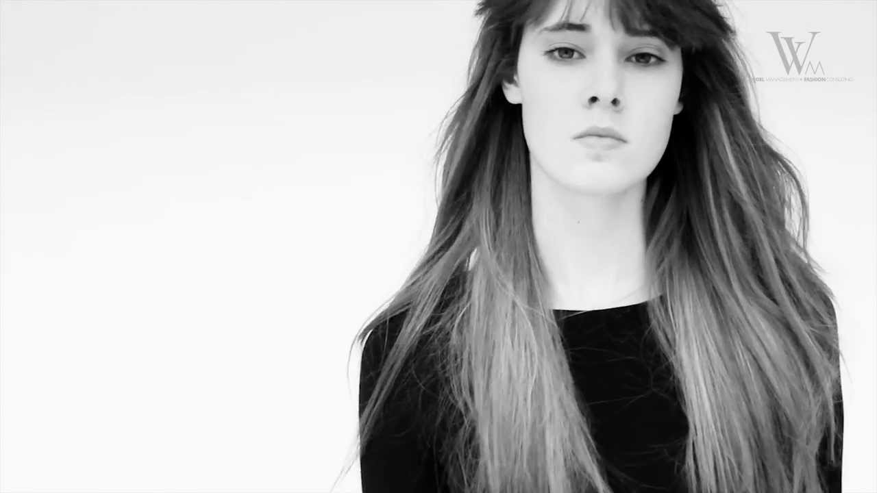 WM Models Lisa E.mp4 - YouTube