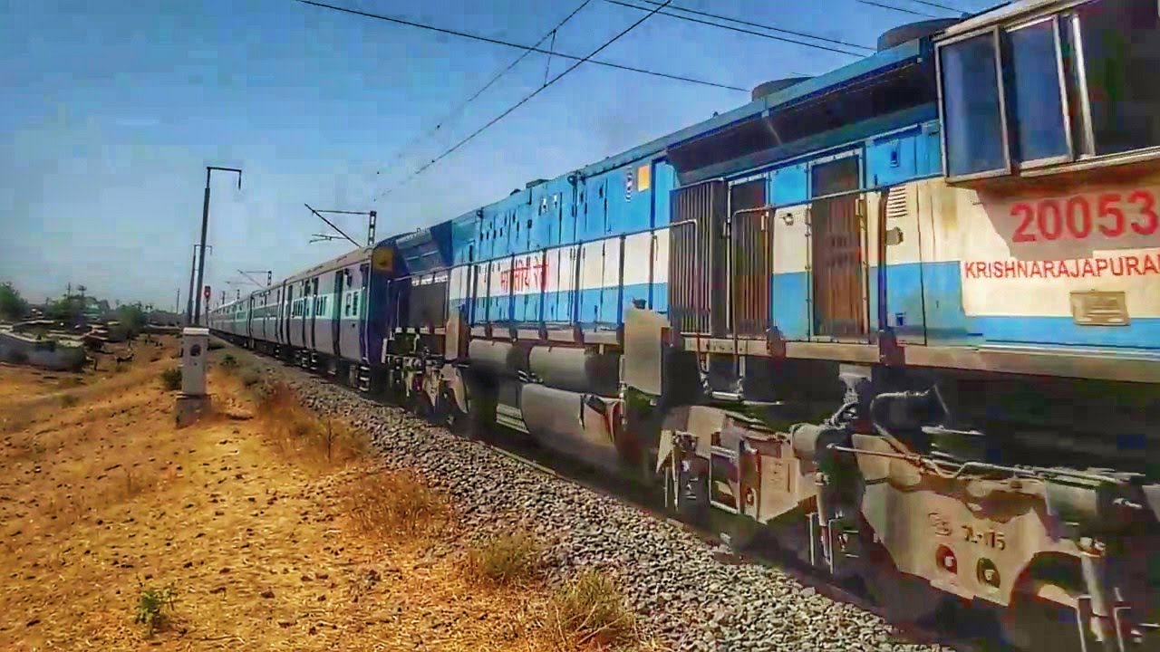 Secunderabad - Jaipur Express (19714) with Offlink KJM WDP-4 #20053 ...