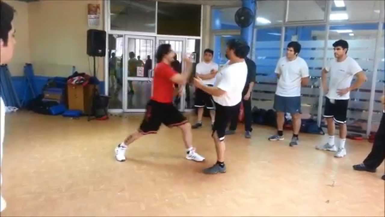 Defensa Patada Semicircular Alta - YouTube