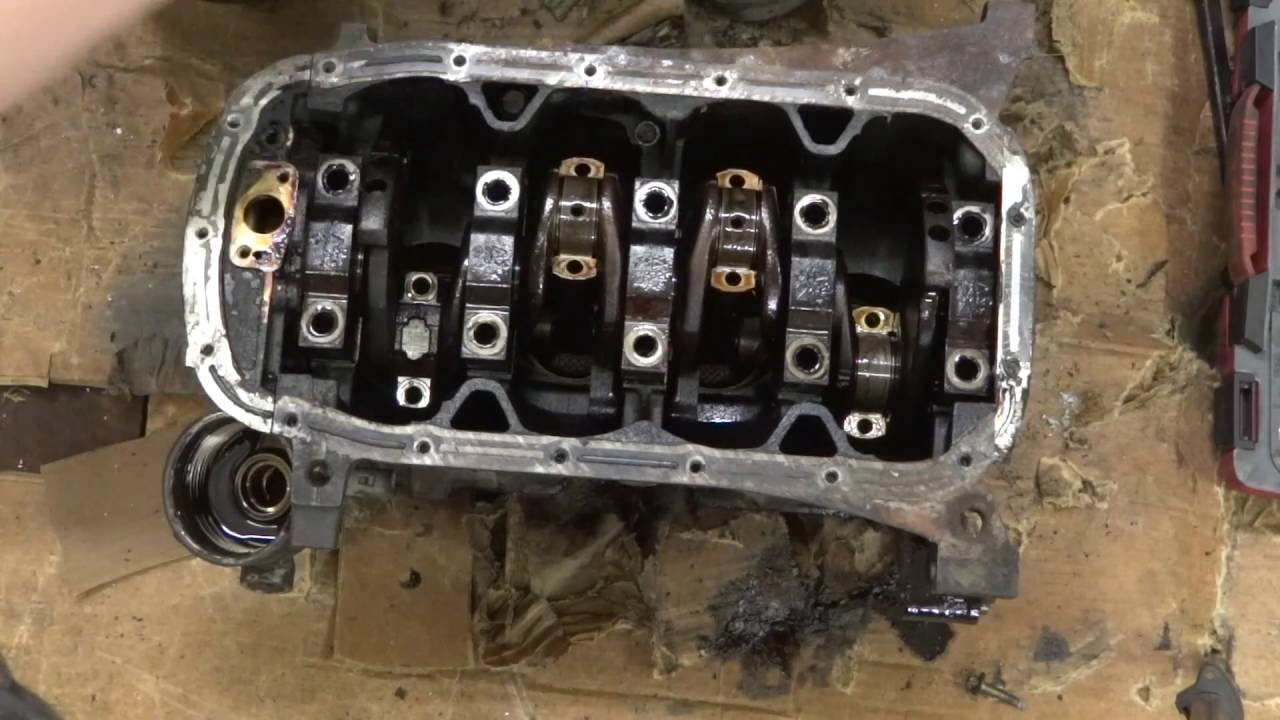 Renault D4F bottom end teardown - YouTube