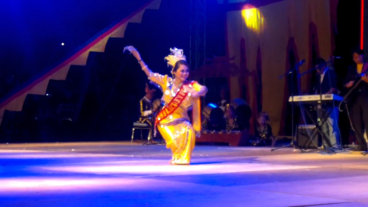 Ratu Lepa 2009, Panansang, Regatta Lepa 2012 - YouTube