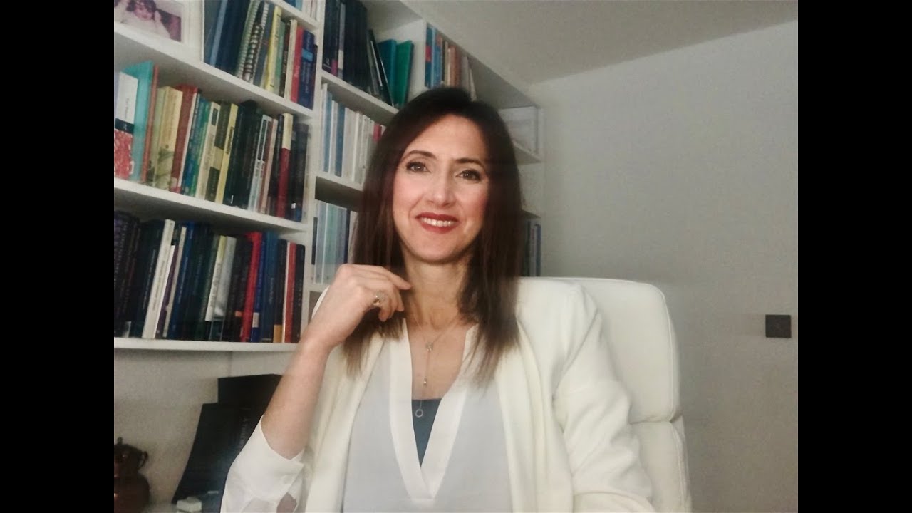 Interview Prof. Mariarosaria Taddeo (dt.) - YouTube