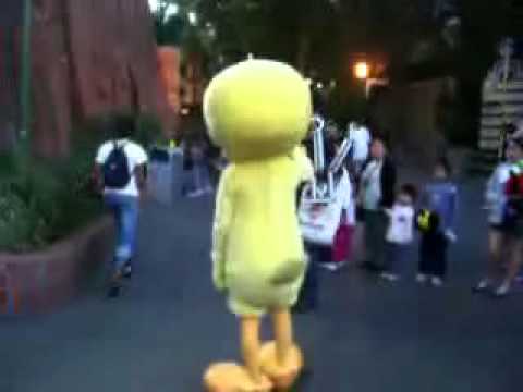 Tweety's dance off pt 1 - YouTube