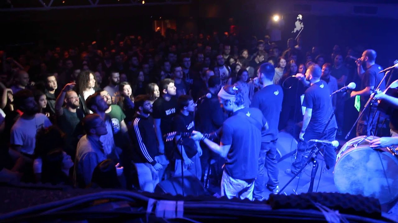 Social Waste | Μες το κρασί μου βλέπω θάλασσες | live 19-3-2016 Ilion ...