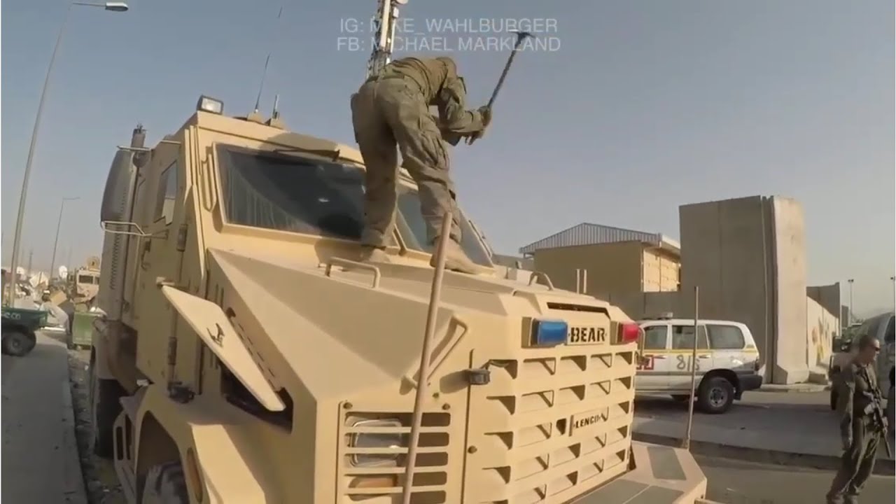 US Marines Destroy Their MRAP Before Leaving Kabul Airport - YouTube