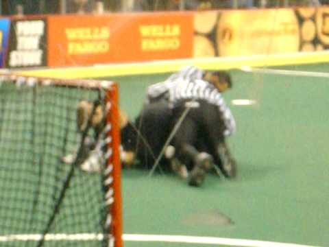 portland lumberjax fight - YouTube