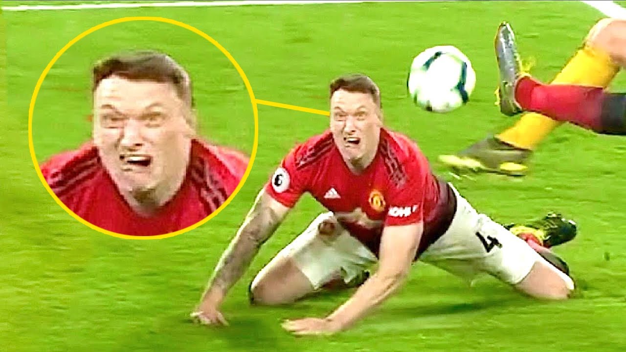 Comedy & Funniest Moments In Football - YouTube