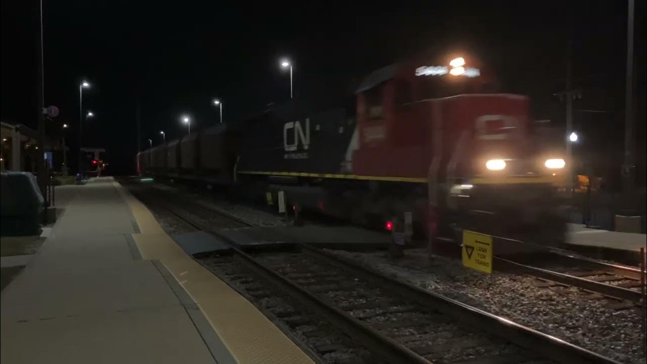 CN 5444 south, L704 @ Lake Villa. - YouTube