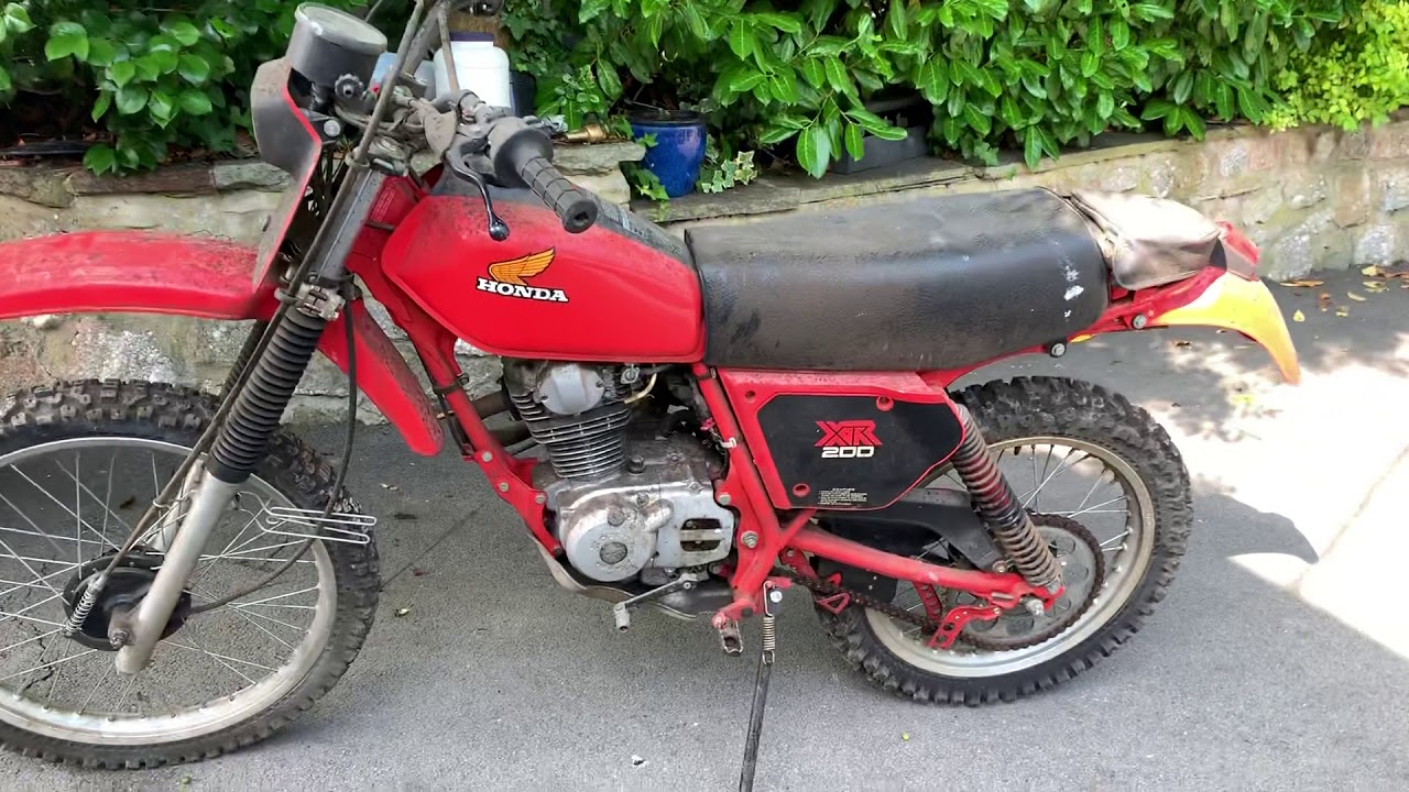 Honda XR 200 twin shock - YouTube