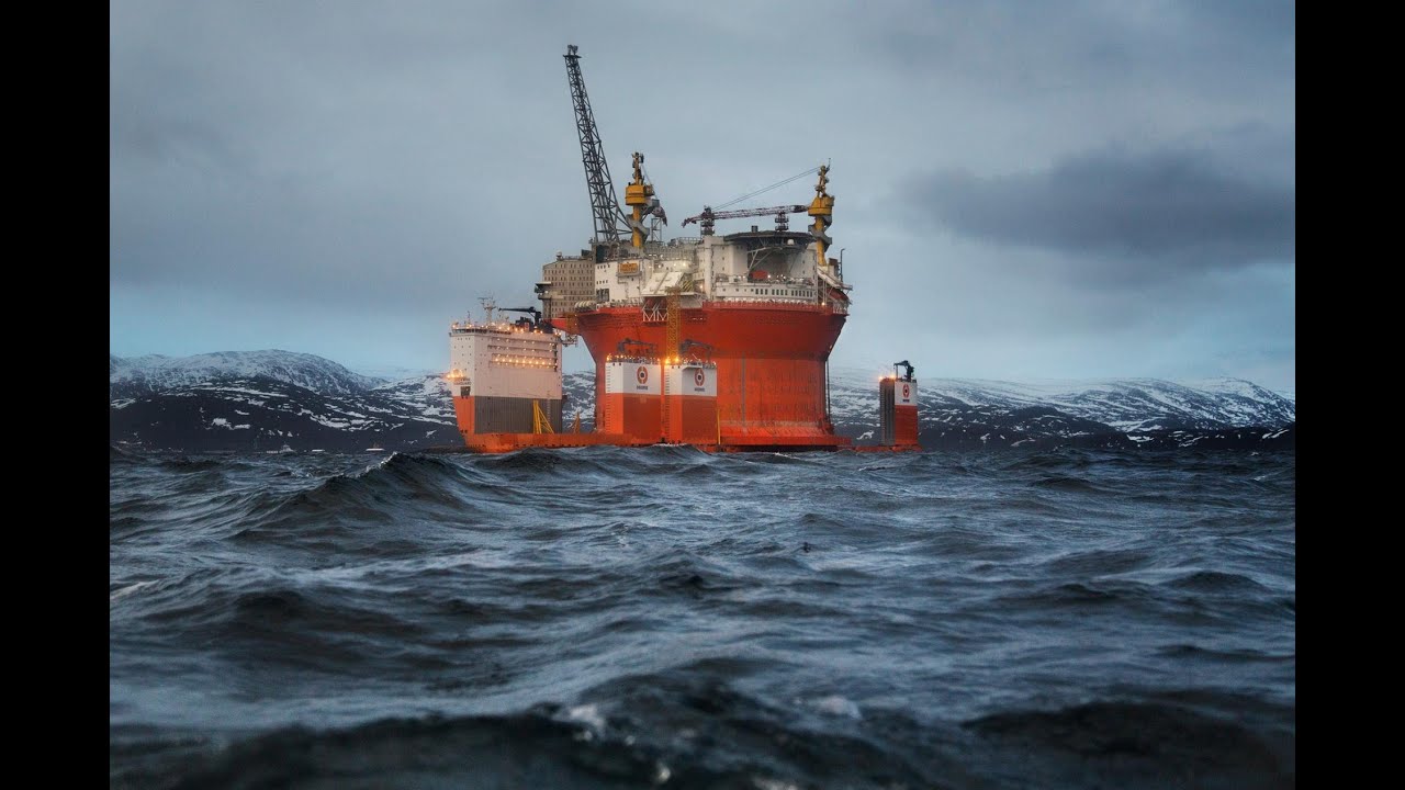 #53: Recorrido en la plataforma autoelevable por el area de generadores ...