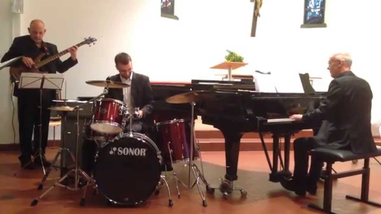 The Lord's Prayer from AFRICAN SANCTUS by David Fanshawe - YouTube