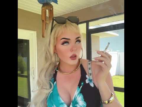 marlboro summer ☀️ blonde in a sundress #girlswhosmokecigarettes #smokingfetish #marlborogirl