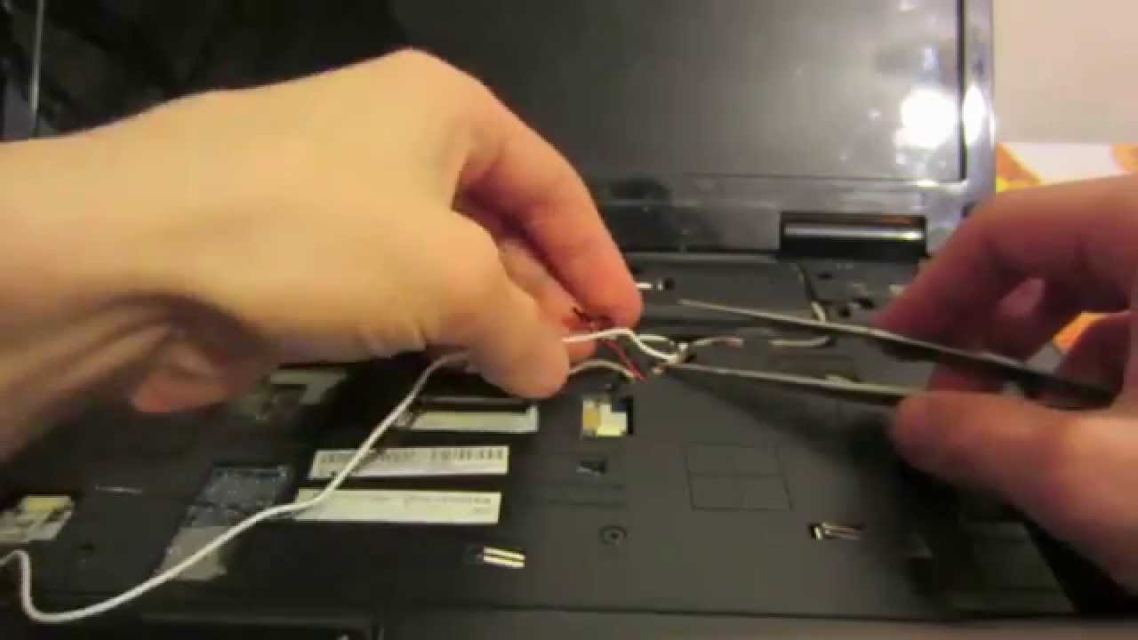Acer emachines E525 disassemble take apart как разобрать ноутбук Acer emachines E525 - YouTube