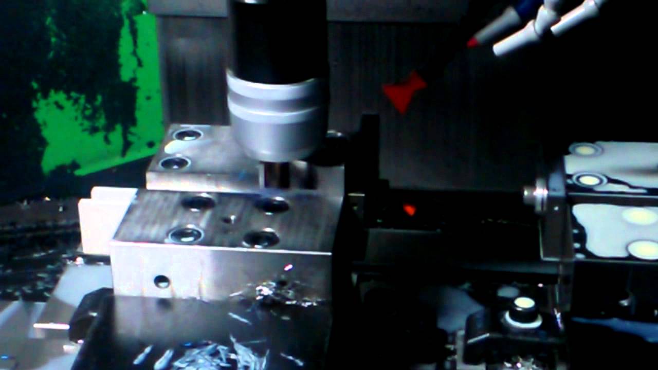 Skd11 dynamic coremill - YouTube