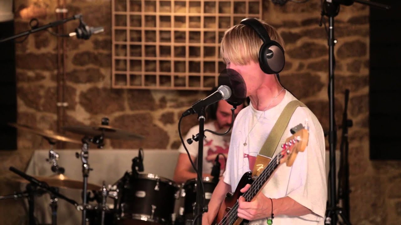 Big Happy Forever - 'Sleepover' Live @ Crossleaze Studios - YouTube
