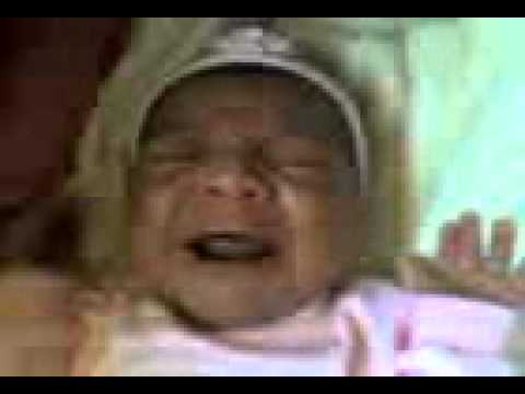 nene chorando - YouTube