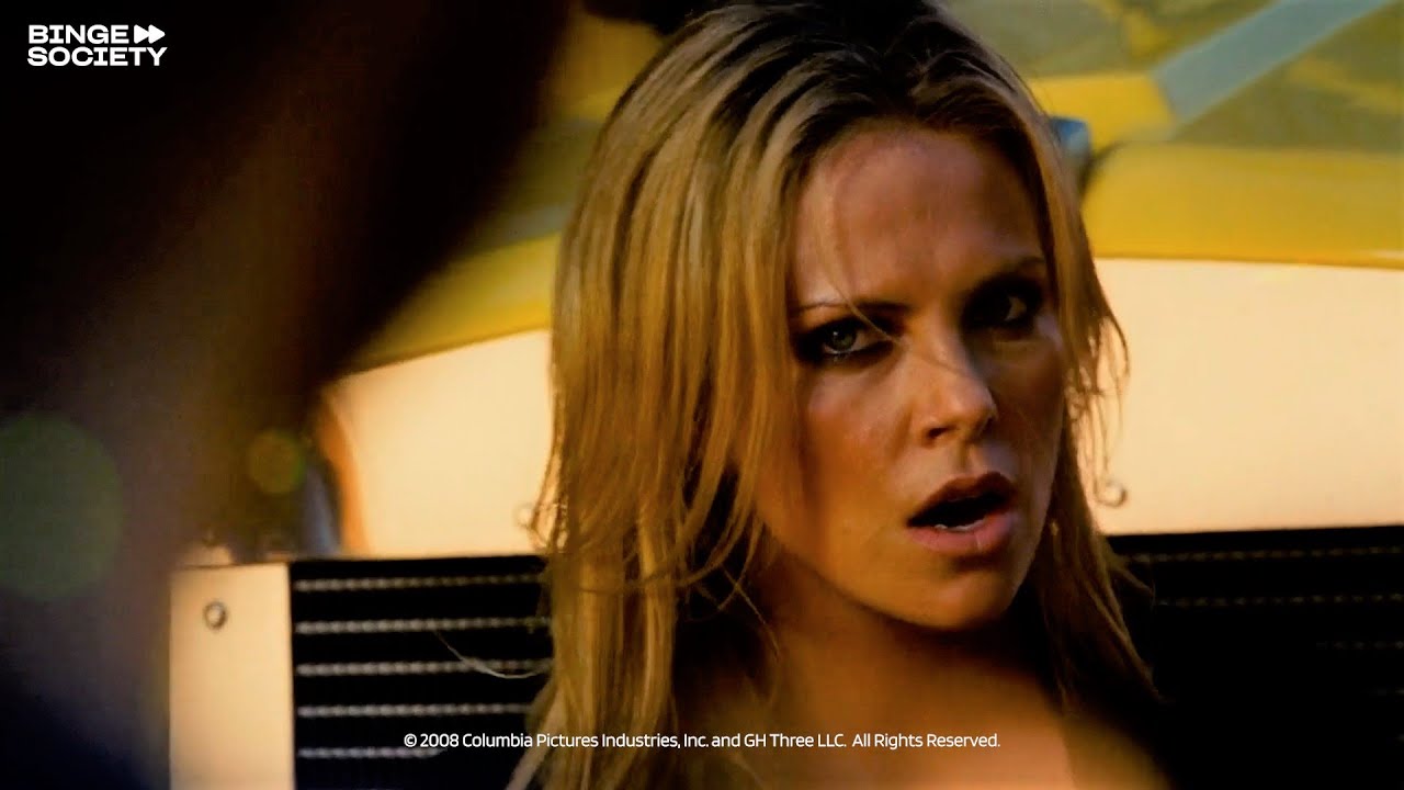 That moment when you're fighting in the middle of the city: Hancock (HD ...