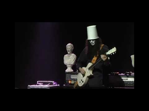 Buckethead Show Me How to Live (Audioslave) - YouTube