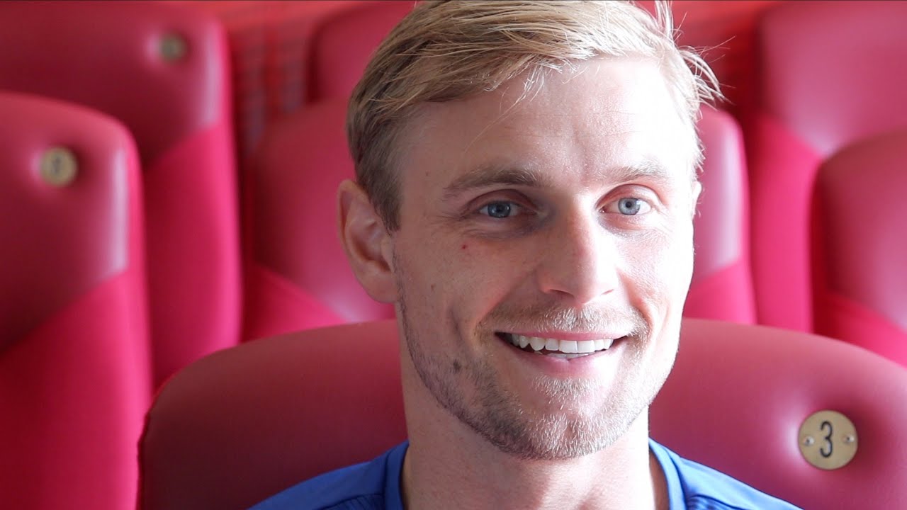 AaB TV: Afskedsinterview med Jacob Rinne - YouTube