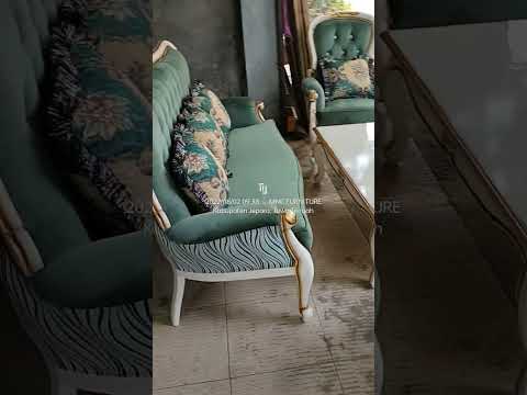 sofa hijau paling banyak peminatnya