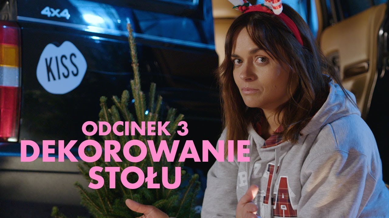 ELISA MINETTI - odc. 3: DEKOROWANIE STOŁU / Jak Przetrwać Święta - YouTube