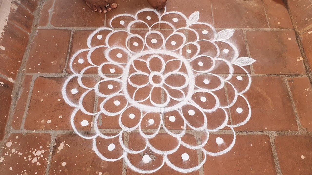 Puratasi Madham Flower Kolam & Rangoli designs #5 | Navaratri special ...