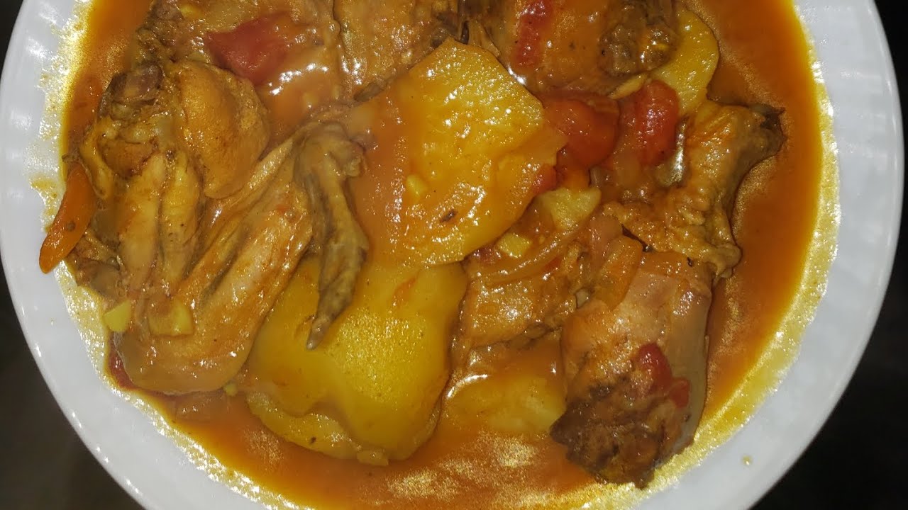 #Akeza cooks:Guteka inkoko n'ibiraya biryoshe cane😋vyoroshe guteka ...