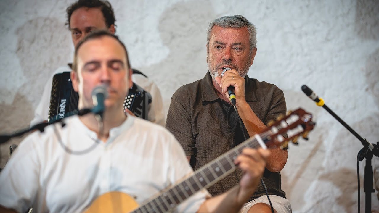 Mar de Fora • Vejam Bem - feat. Napoleão Mira - YouTube