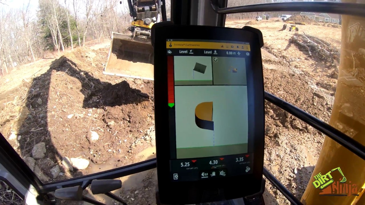 Trimble Earthworks Now Works With Engcon Tiltrotators - YouTube