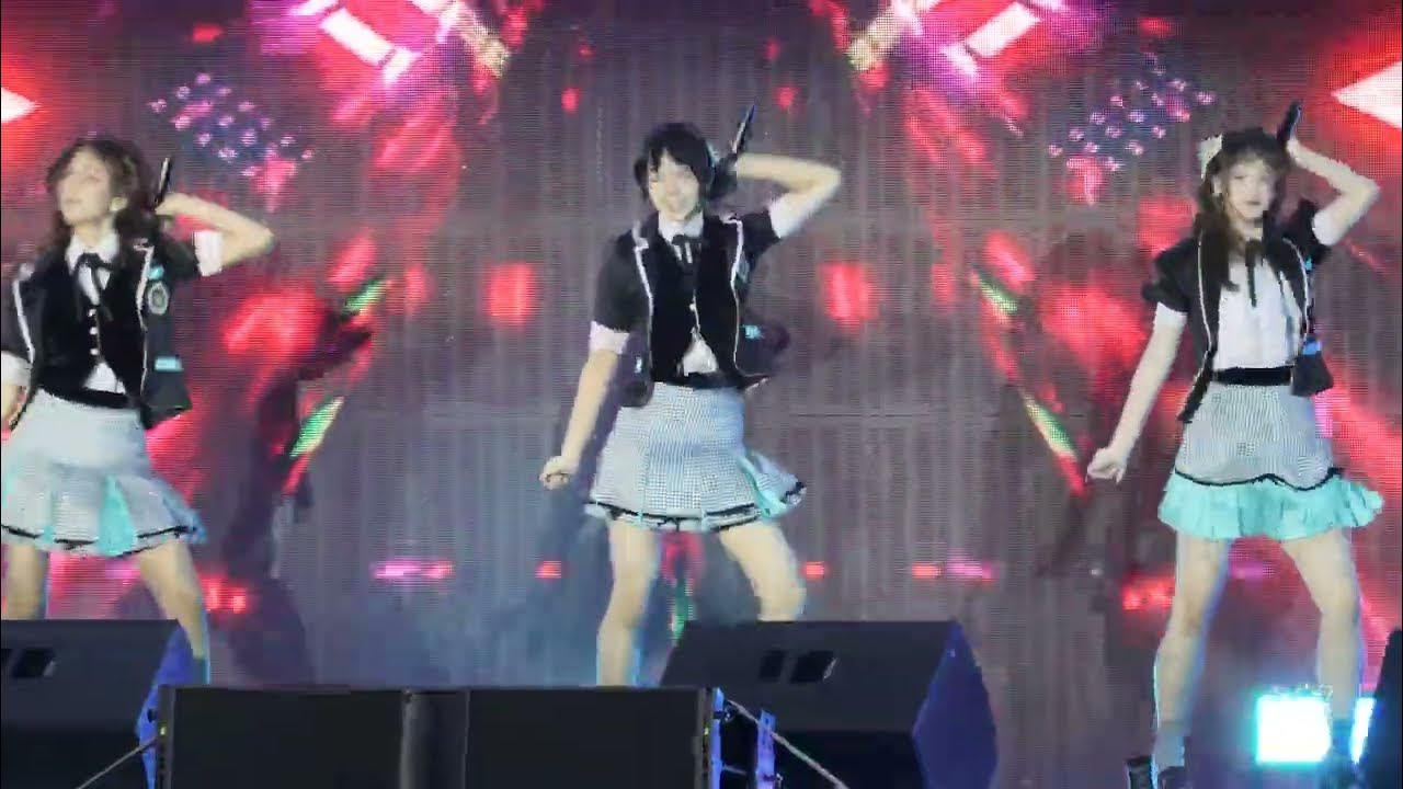 220320 CGM48 Marmink - Eien Pressure @ BNK48 11th Single Sayonara Crawl First Performance [4k ...