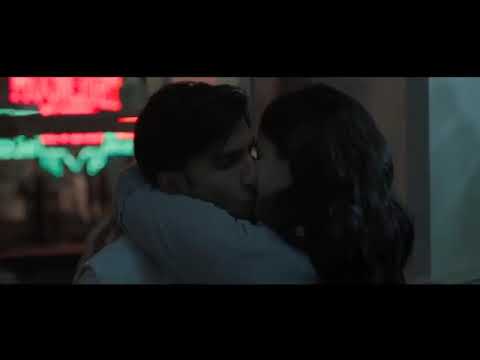 Alia Bhatt Ranveer Singh Liplock Kissing Scenes in Gully Boy #kiss #aliabhatt