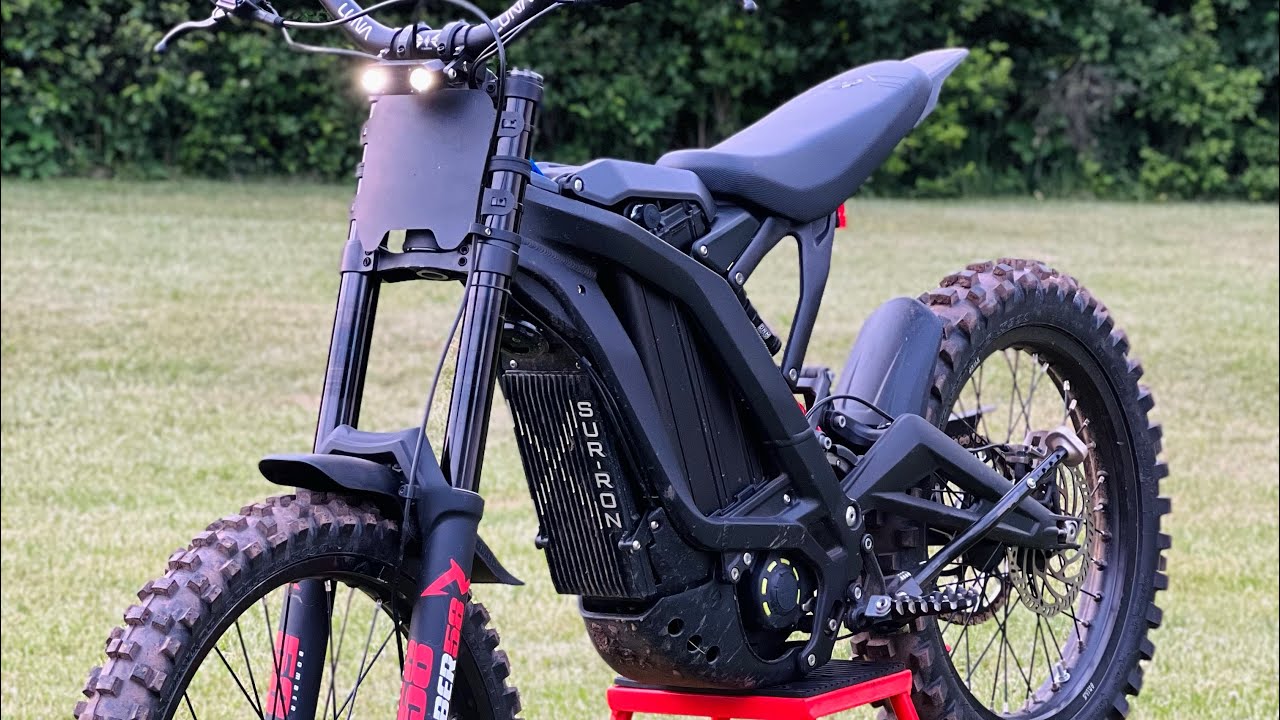 Surron hot lap at The RailYard - YouTube