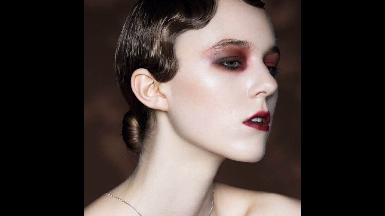 Chanel Autumn 2016 makeup tutorial - YouTube