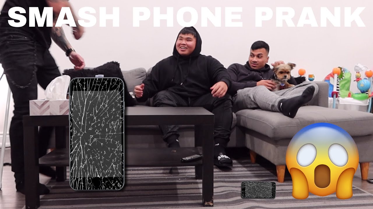SMASHING MY FRIEND'S PHONE PRANK - YouTube