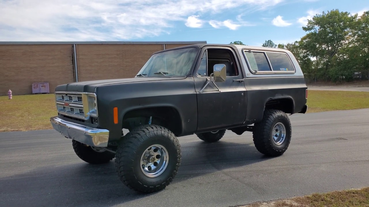1976 GMC K5 Jimmy 4x4 at I-95 Muscle - YouTube