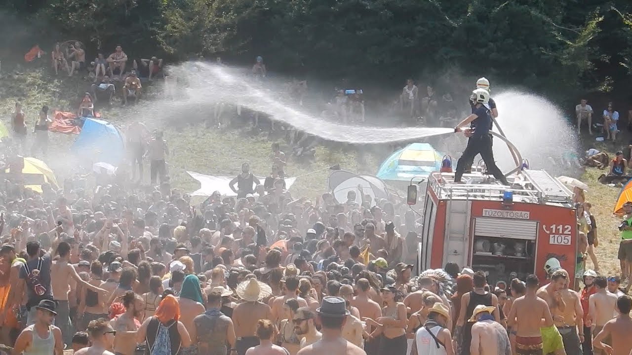 OZORA // Psy Circus 🎪 Ajja 🔊 - YouTube