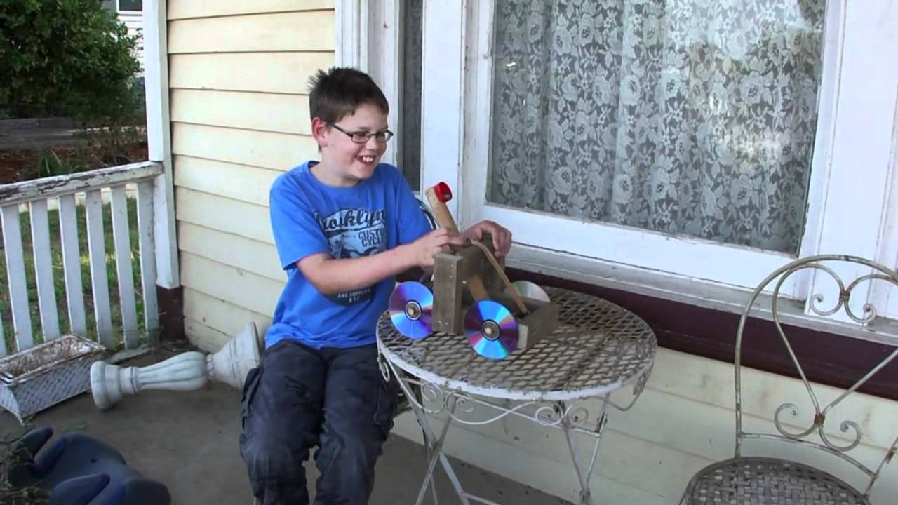 Tom's catapult = a complex machine - YouTube